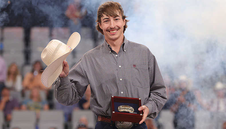 PBR | On his first bull attempted at a World Finals, Oleson wins Round ...
