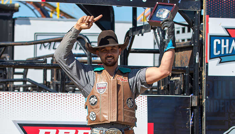 PBR | Eduardo de Oliveira wins first-ever PBR Challenger Series event in Ocean City, Maryland