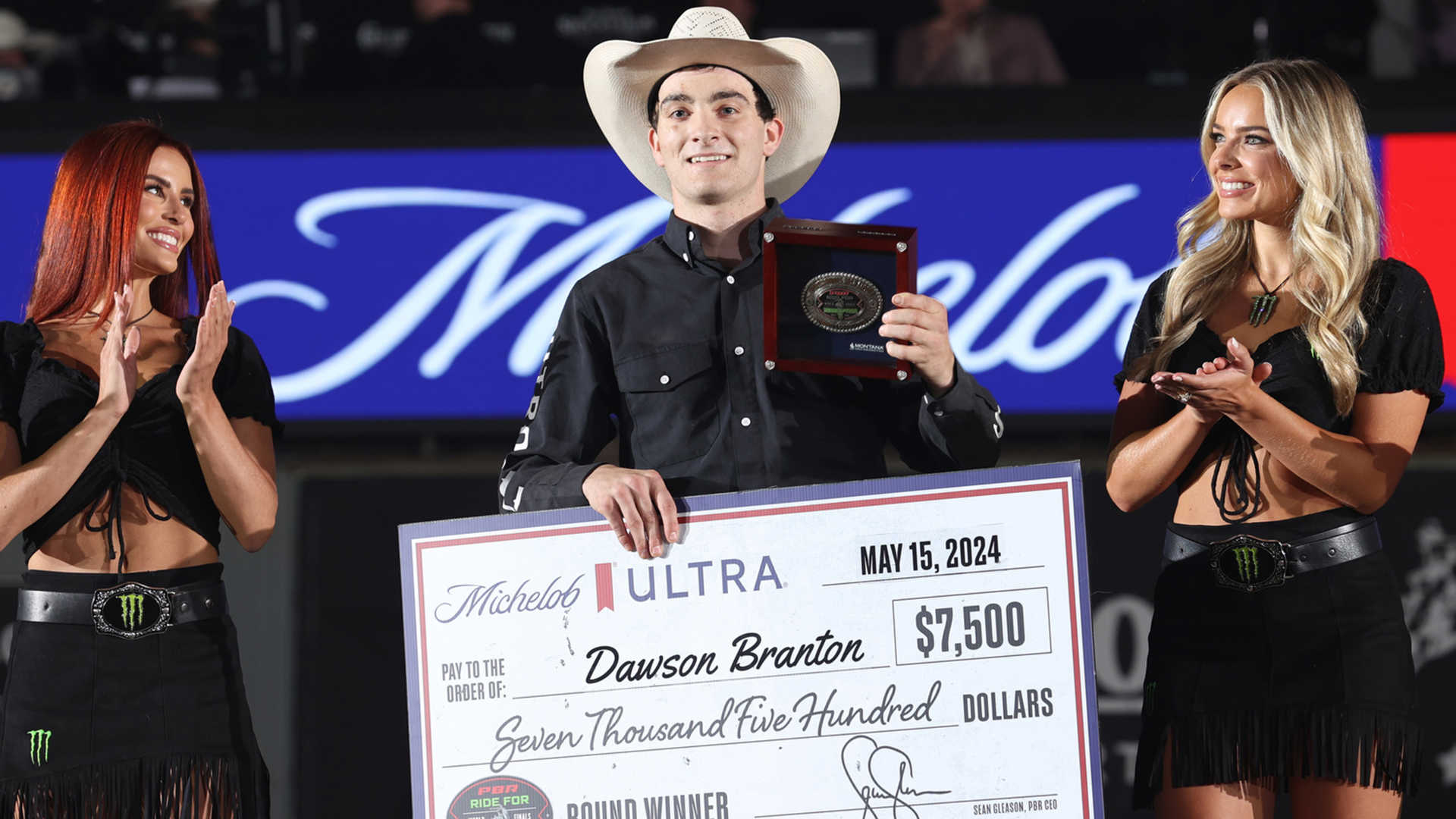 PBR | Dawson Branton wins Round 1 of PBR World Finals – Ride For Redemption in Fort Worth, Texas