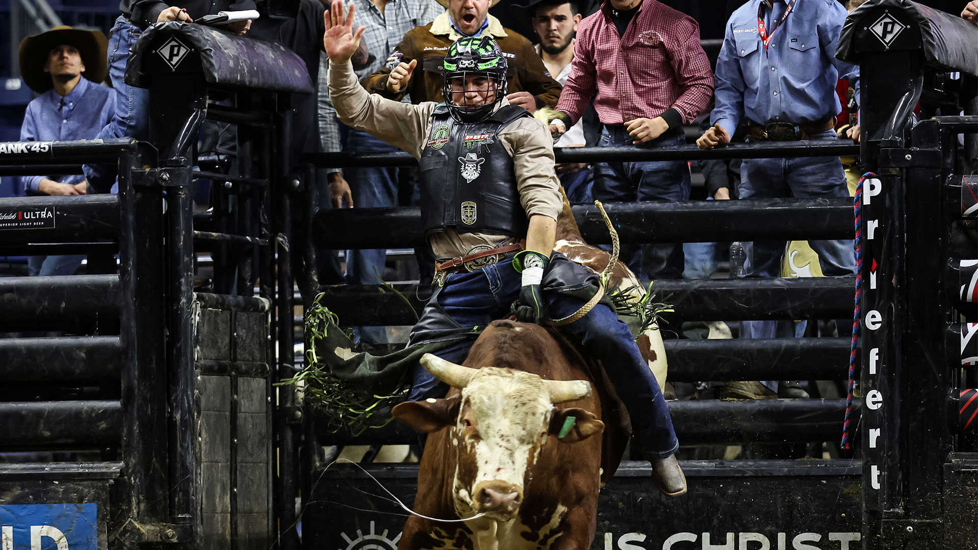 PBR | PBR's elite “Unleash the Beast” tour charges into Bridgeport for ...