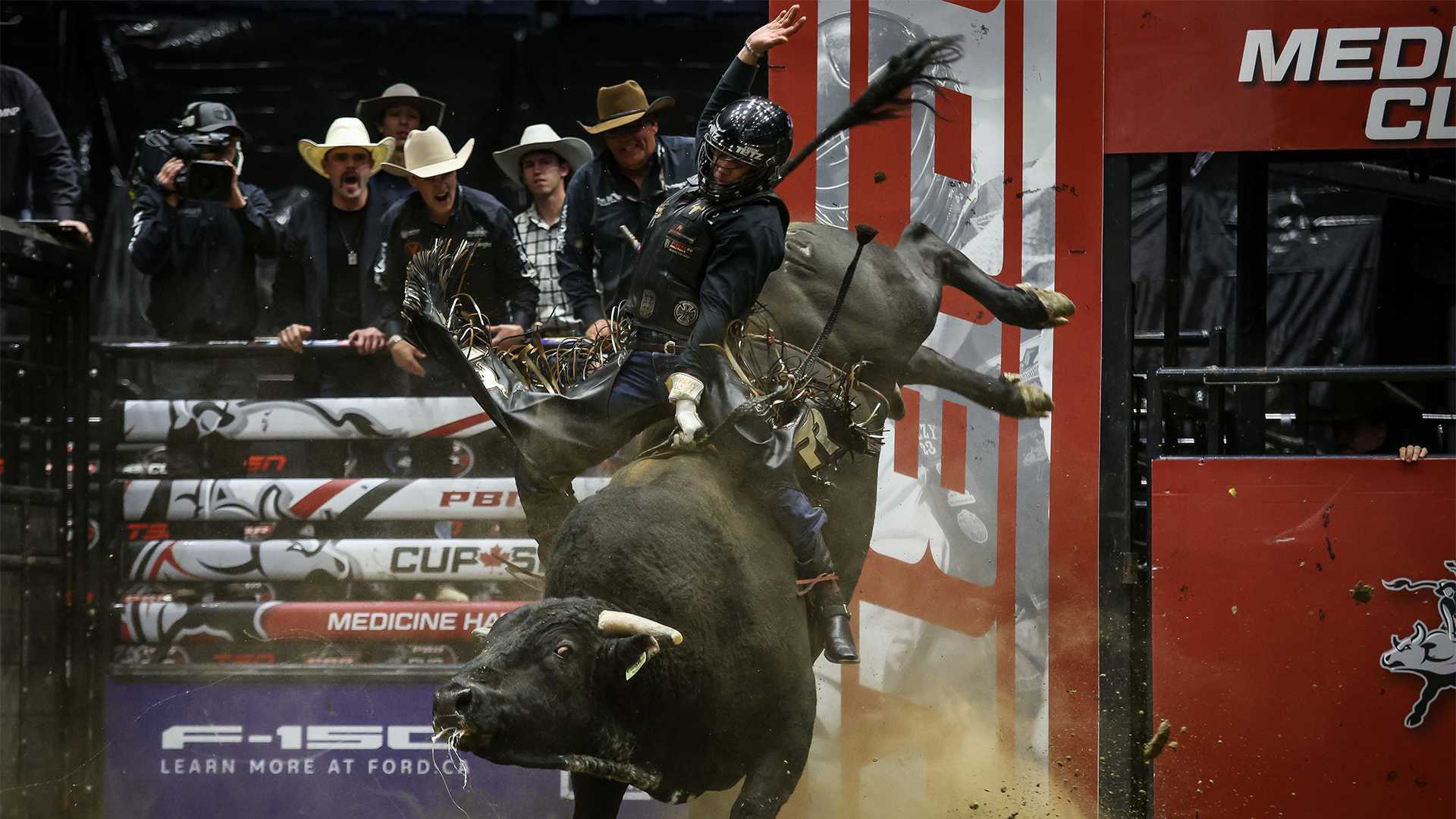 PBR | Nick Tetz reclaims No. 1 rank in Canada, looks to bull power for 2024 Championship