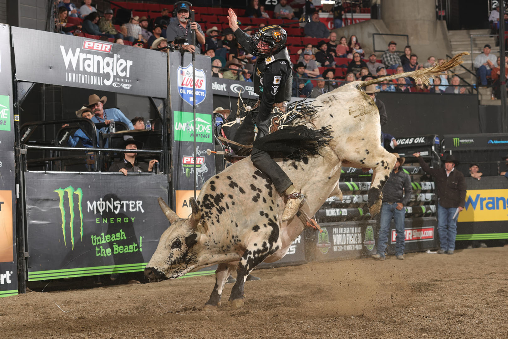PBR | Behind the Lens: Unleash The Beast Billings