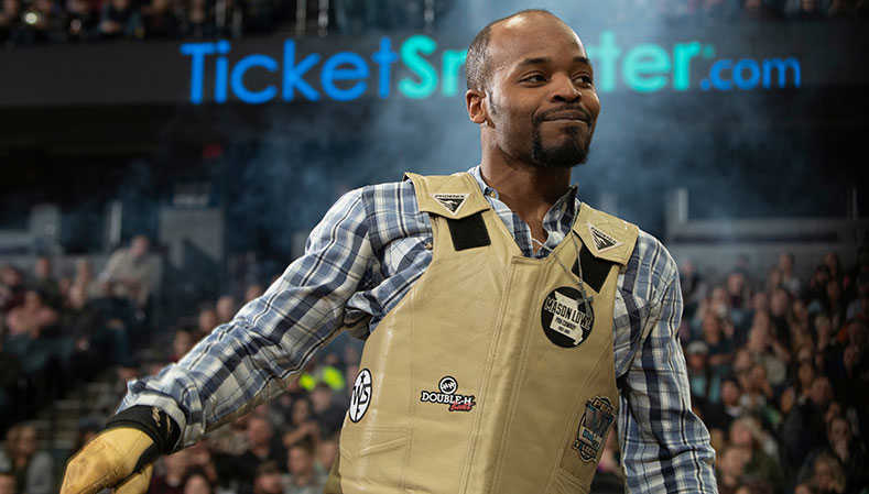 PBR | Pendleton Whisky Velocity Tour spotlight: Devon Weaver