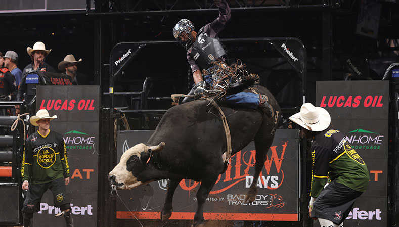 PBR | Milkshakes powering Souza to Popeye status for the Arizona Ridge ...