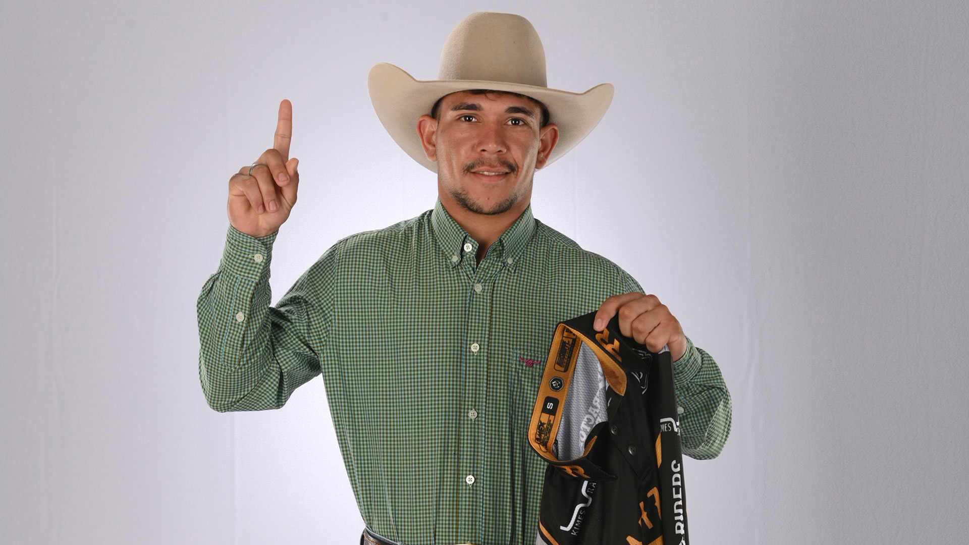 PBR | Meet the 6 riders from PBR Teams combine in Brazil selected in ...