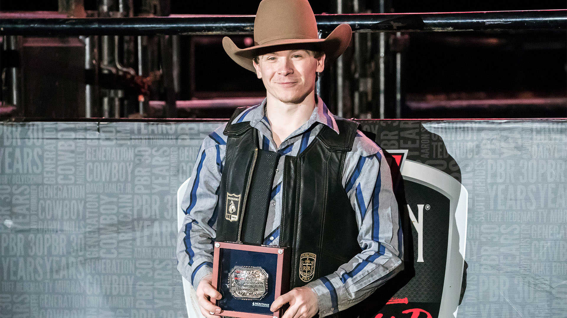 PBR | Pennsylvania’s own Grayson Cole wins sold-out PBR Pendleton ...