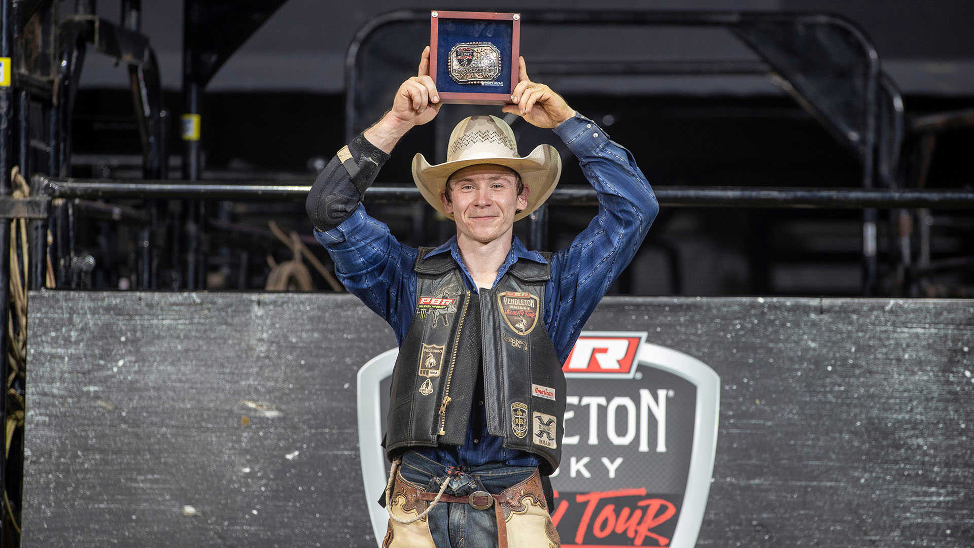 PBR | Grayson Cole wins last regular-season Pendleton Whisky Velocity ...