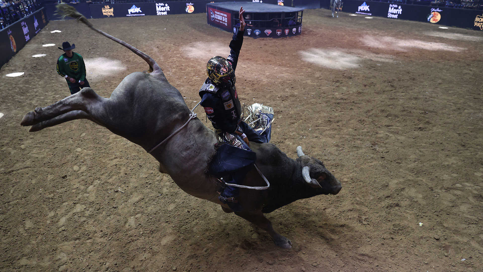 PBR | Red-hot Brady Fielder leads race for Great 8 award with riding ...